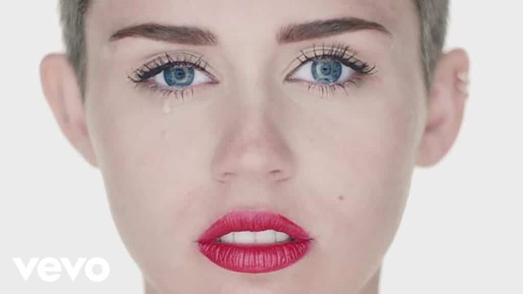 Descubre Todo en la Miley Cyrus Wiki: ¡Tu Guía Definitiva y Divertida ...